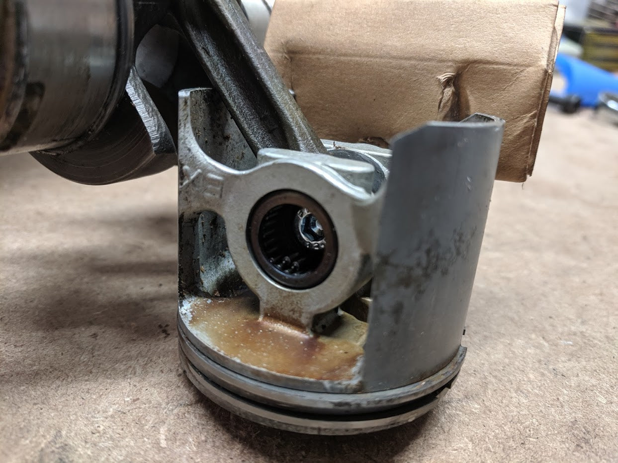 HOMELITE POULAN MCCULLOCH WRIST PIN AND BEARING REMOVAL AND INSTALLATI ...