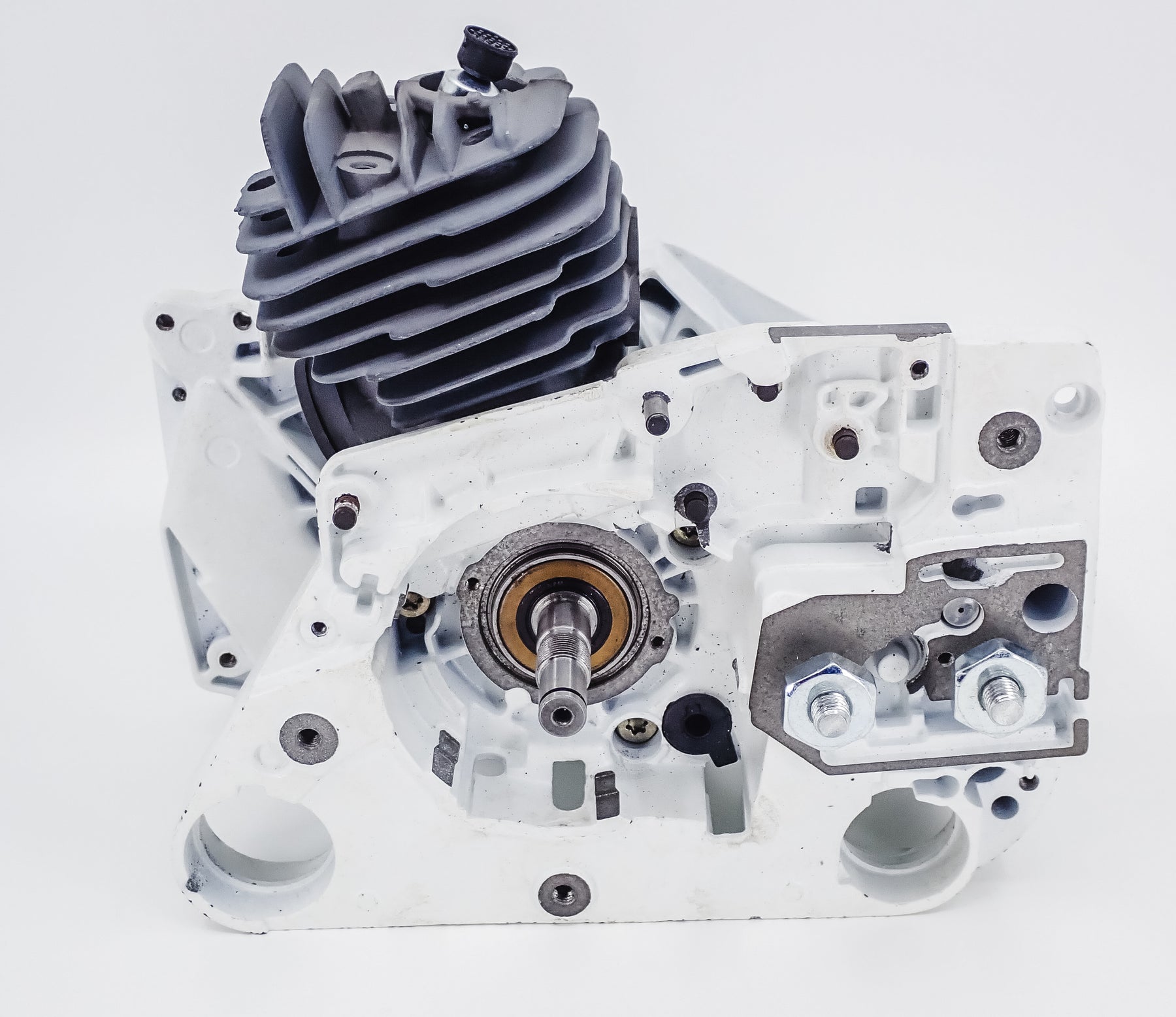 ENGINE SHORTBLOCK CRANKCASE ASSEMBLY FITS STIHL 026 MS260 - Saw Salvage