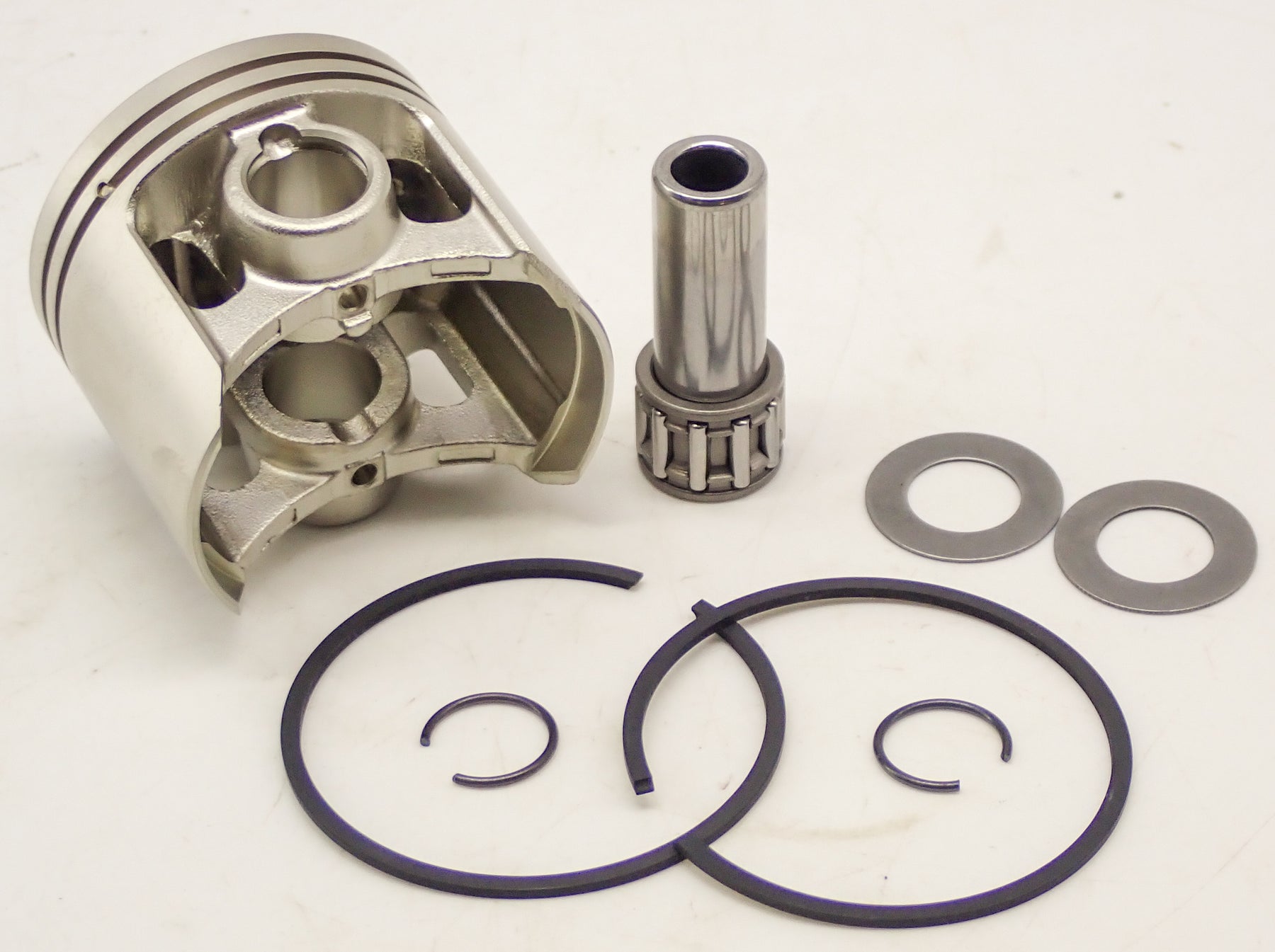 GENUINE ECHO PISTON AND RINGS FITS CS-4910 CS-501P P021048650 - Saw Salvage